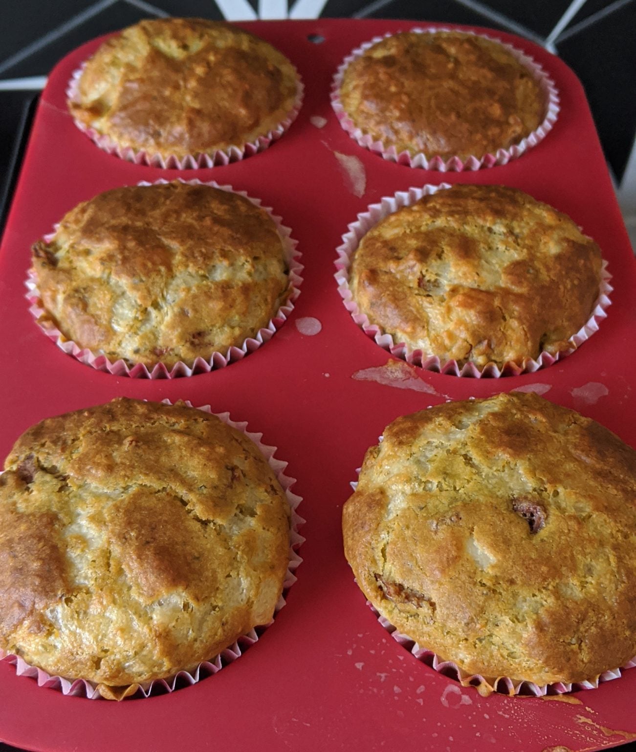 Pesto, Sun-dried Tomato & Cheddar Savoury Muffins (GF) - My Gluten Free ...